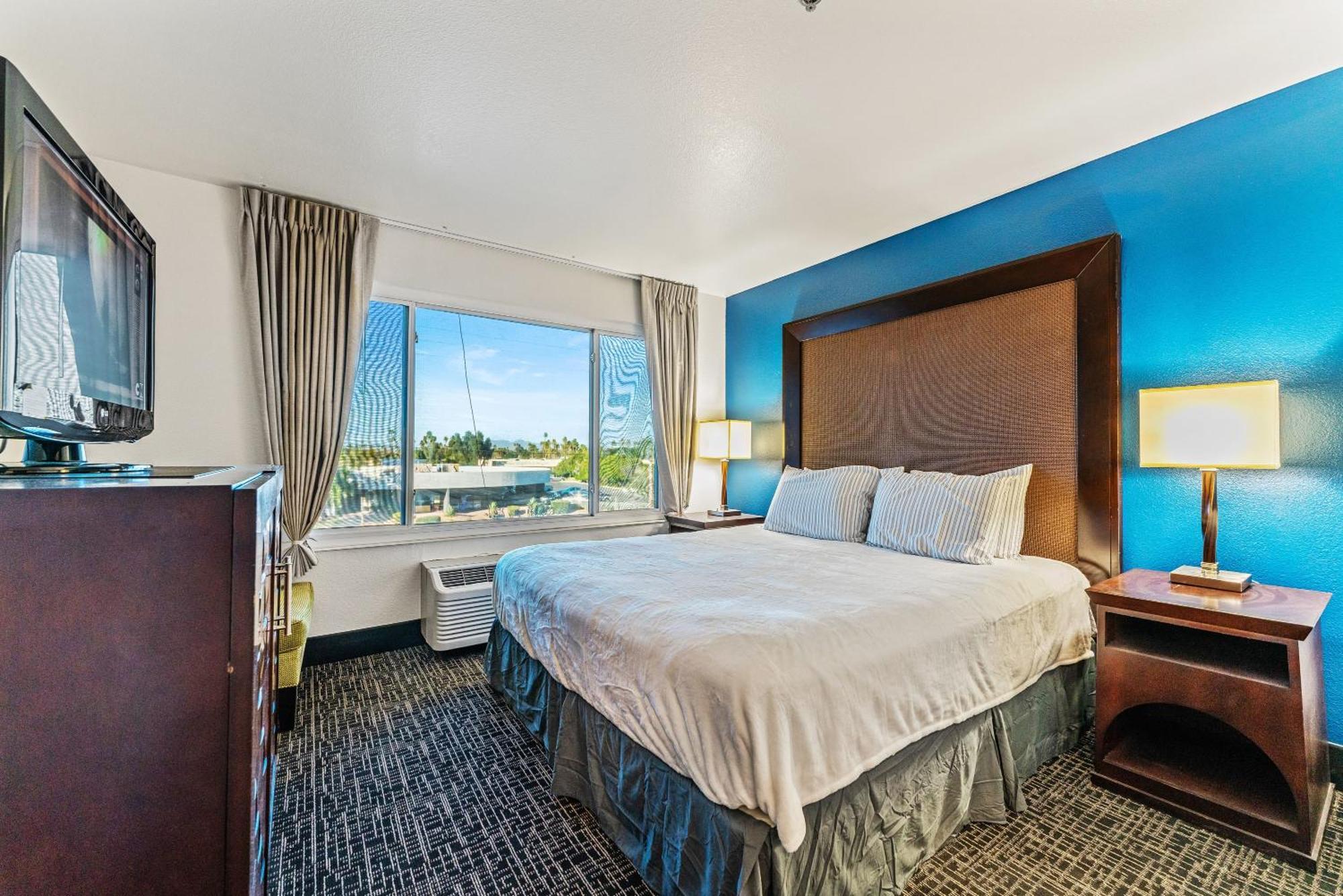 METRO EXTENDED STAYS - TEMPE - KING STUDIO, TEMPE